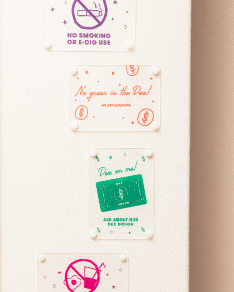 Dez – Paperwhite Studio